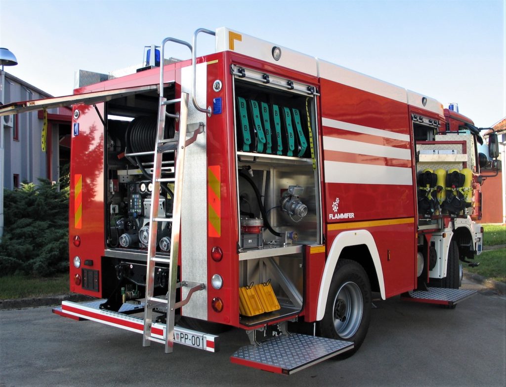 FF TLF 6000 4x4 Tank Pumper - Flammifer