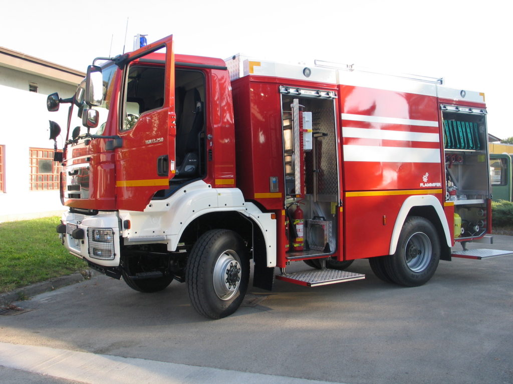 FF TLF 6000 4x4 Tank Pumper - Flammifer